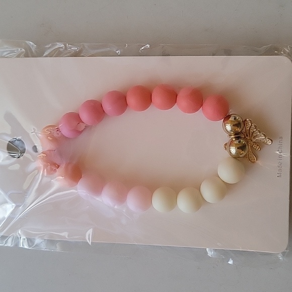 Melody | Jewelry | Nwot 1 Piece Bundle Of Womens Colorblock Butterfly ...